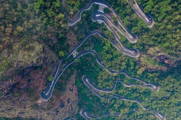 Beyond the Ordinary Roads: India's Death-Defying Hairpin Bends ...